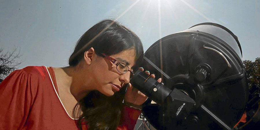 #CienciaLatina: La joven astrónoma chilena que descubrió un planeta ...
